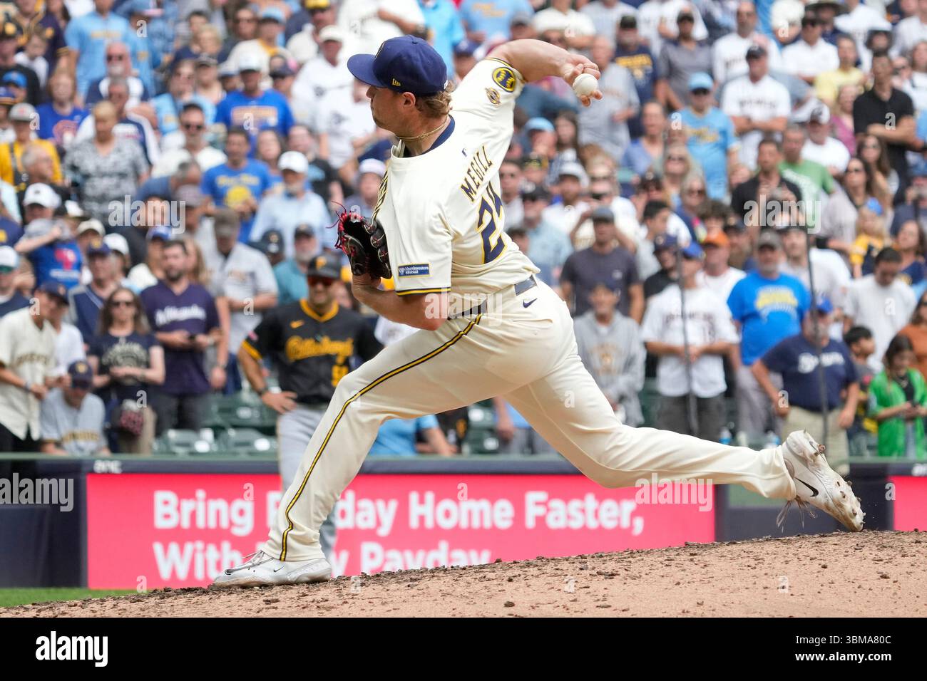 Milwaukee Brewers pitcher Trevor Megill (29) throws during the ninth ...