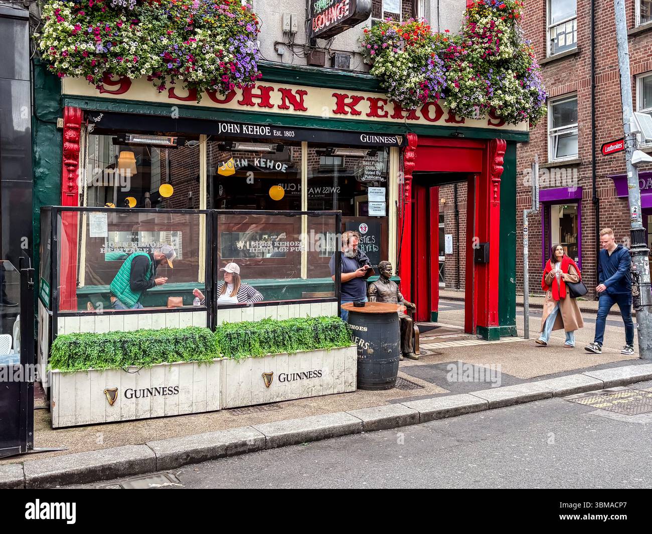 John kehoe's is a traditional Irish heritage pub in Dublin city centre ...