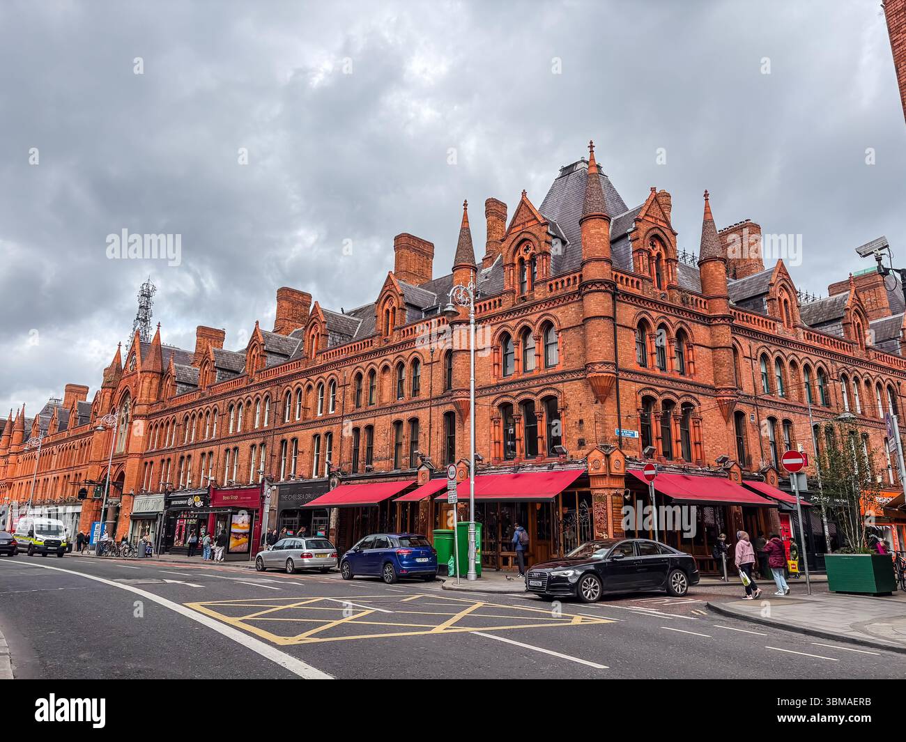 George's Street Arcade, Dublin's oldest indoor market and 19th-century ...