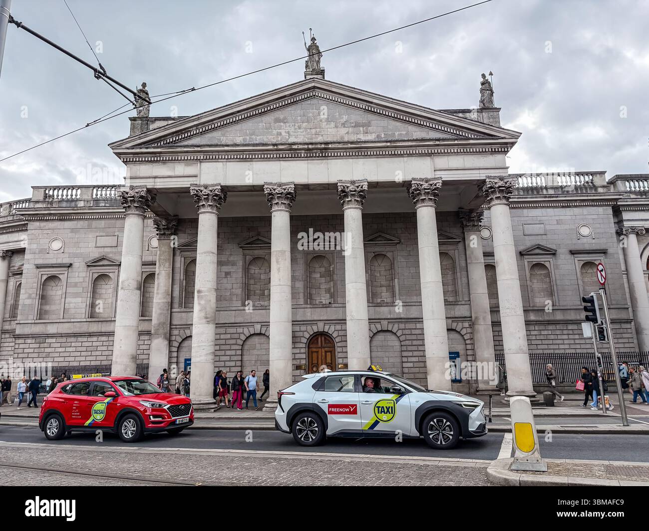 Parliament House, an iconic neoclassical landmark situated on College ...