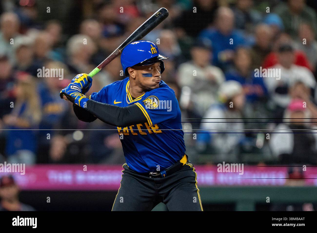 Seattle Mariners' Jorge Polanco waits for a pitch during an at-bat ...