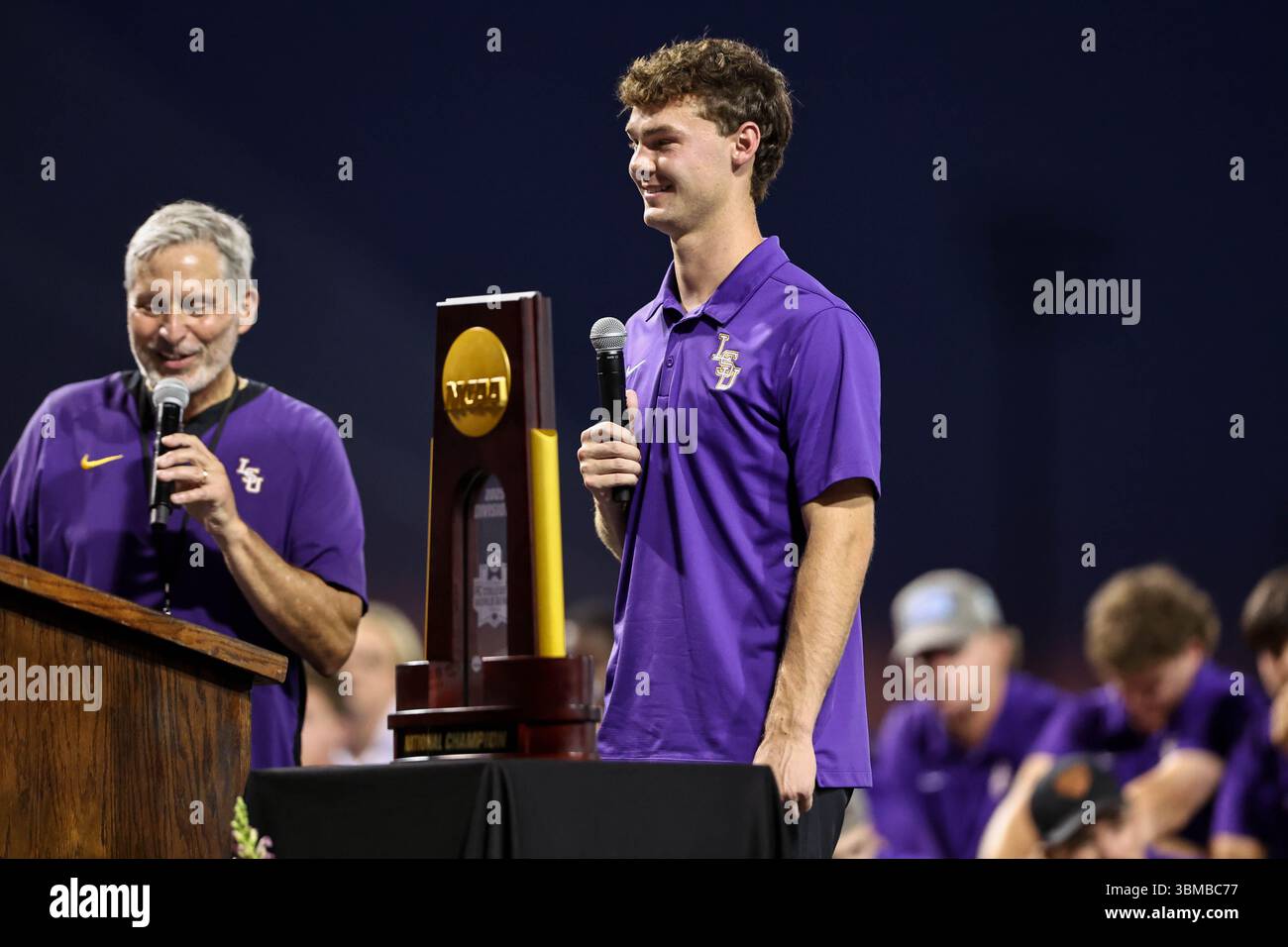 Baton Rouge, LA, USA. 25th June, 2025. LSU starting pitcher Kade ...