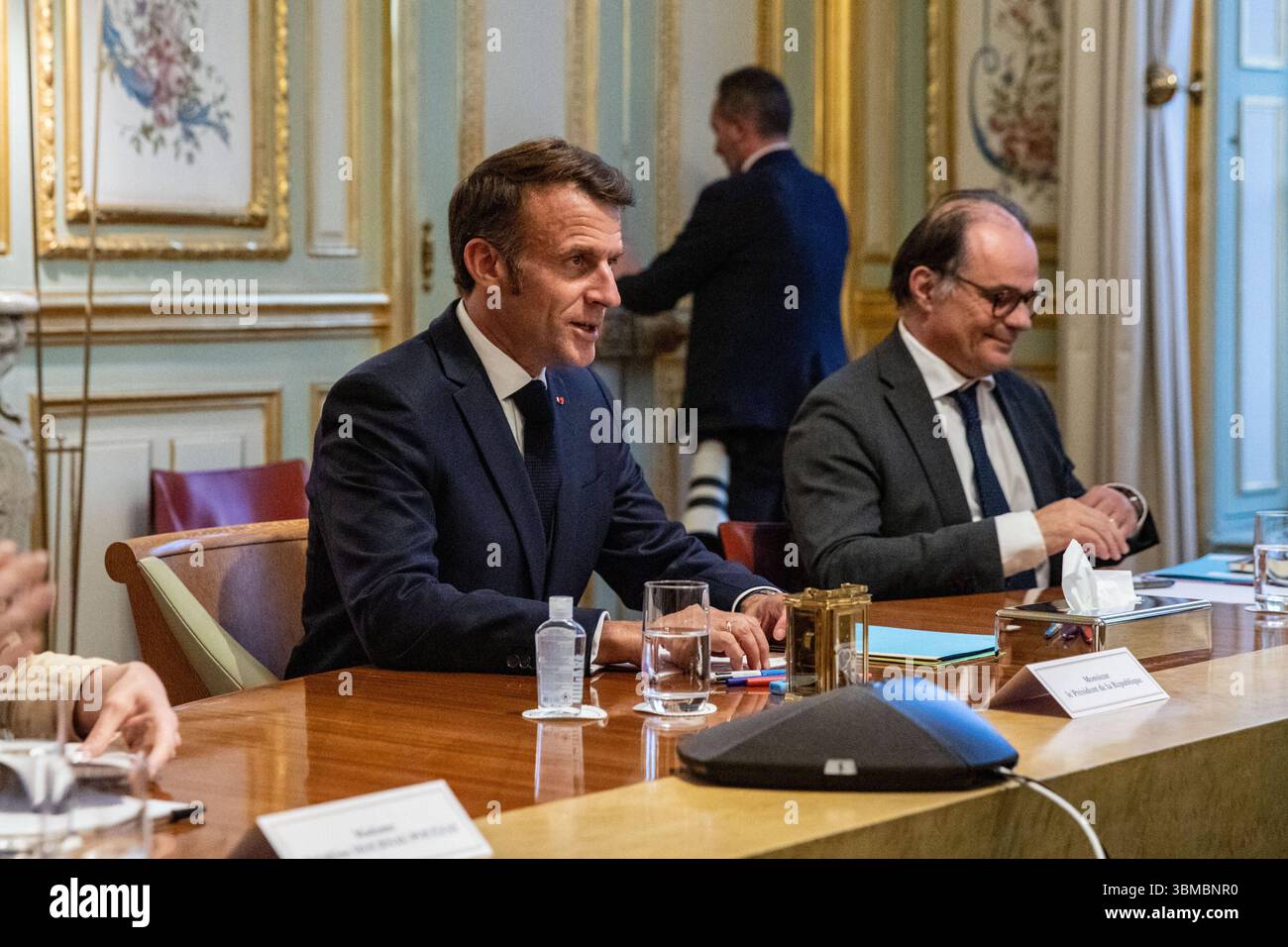 Paris, France. 25th June, 2025. French President Emmanuel Macron (C ...