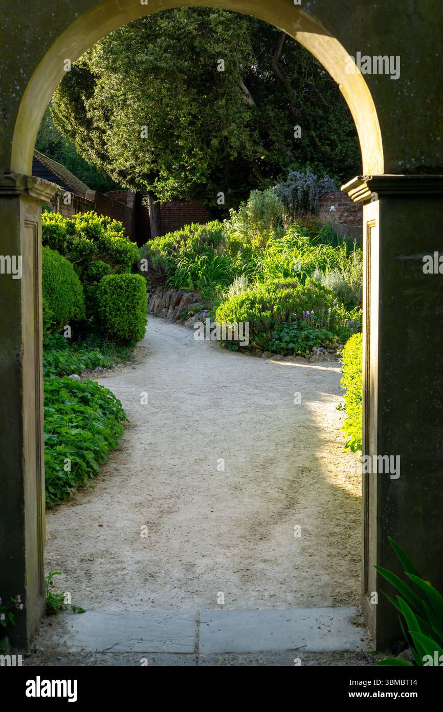 Pathway through bridge end hi-res stock photography and images - Alamy