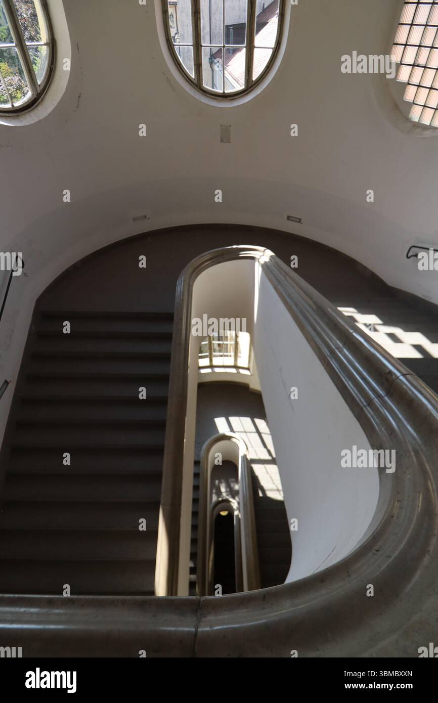 Lmu munich landmarks hi-res stock photography and images - Alamy