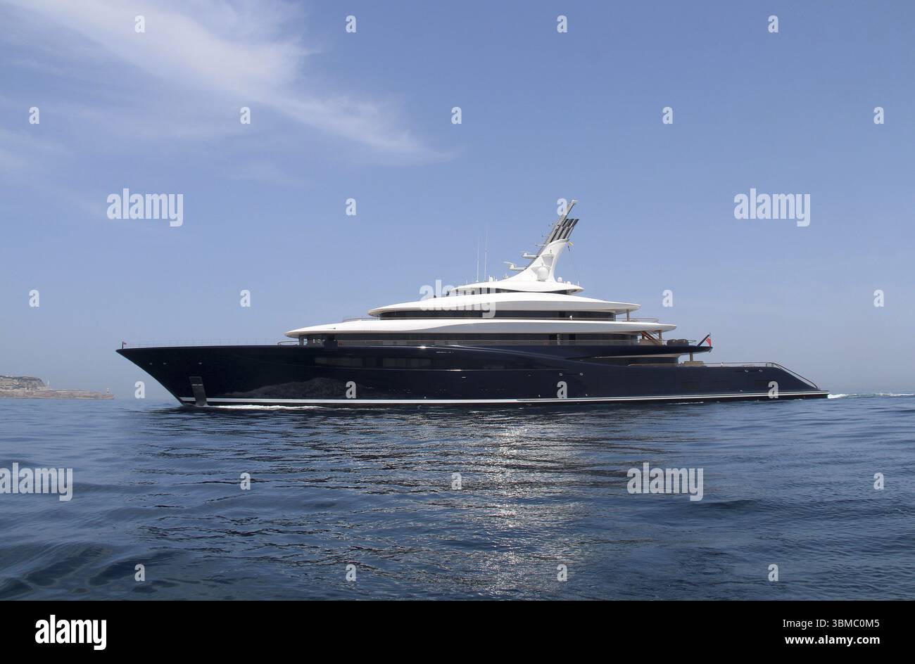 119 metre long motor yacht BREAKTHROUGH on her maiden voyage off ...