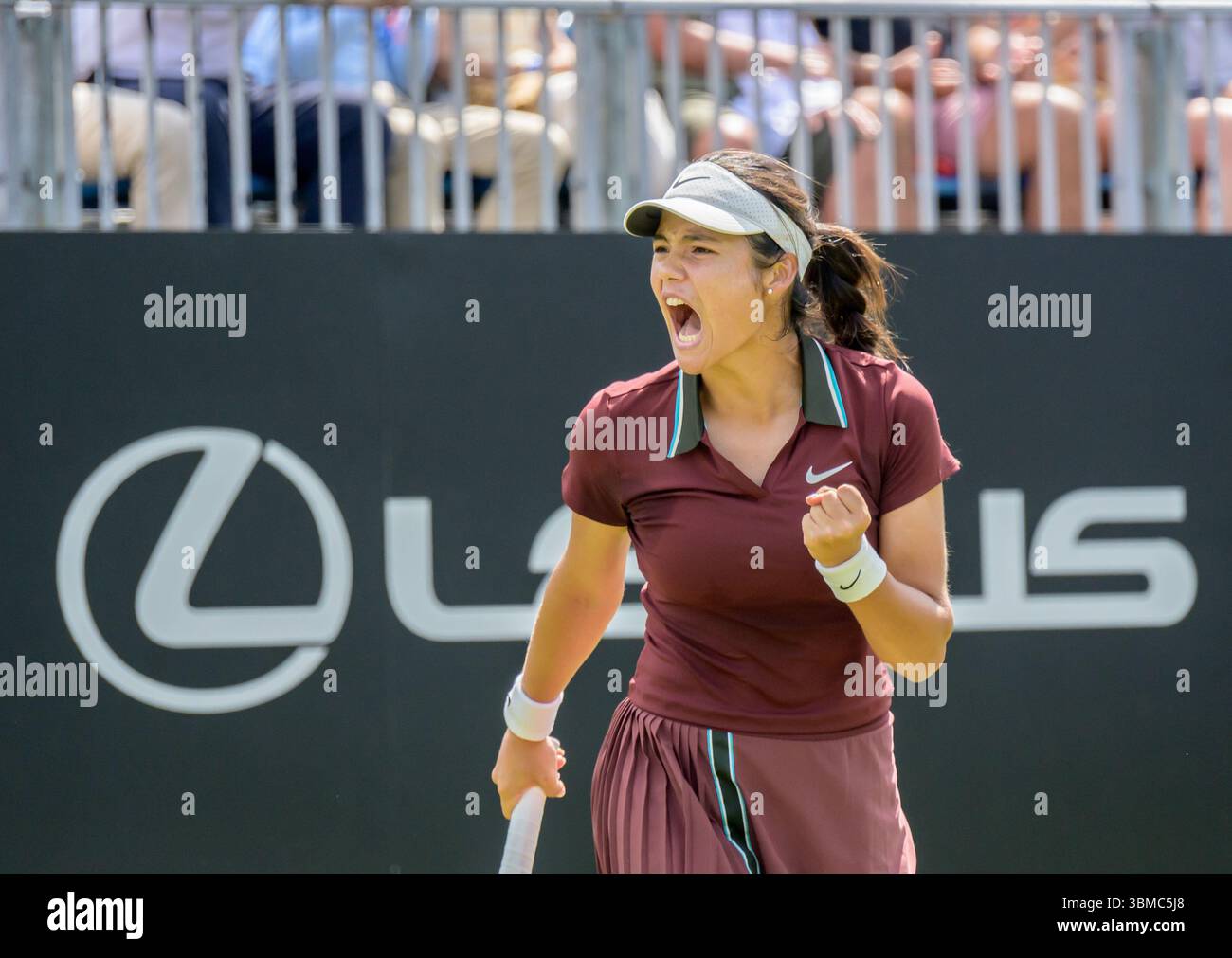 Emma Raducanu (GBR) playing her second round match at the Lexus ...