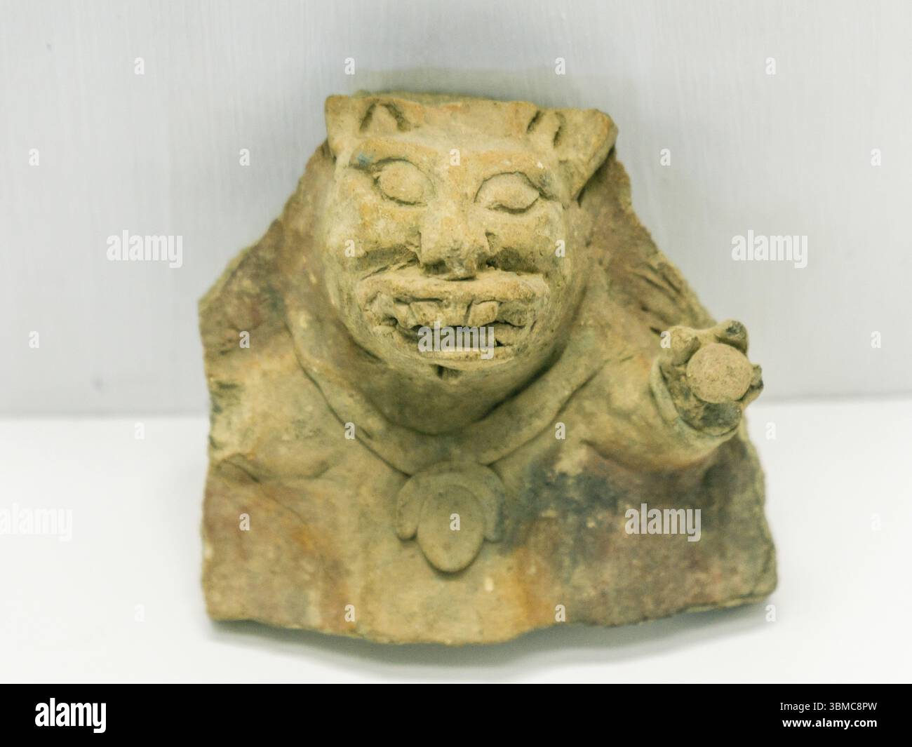 Zoomorphic figure, classic late, Santa Maria Nebaj, museo de ...
