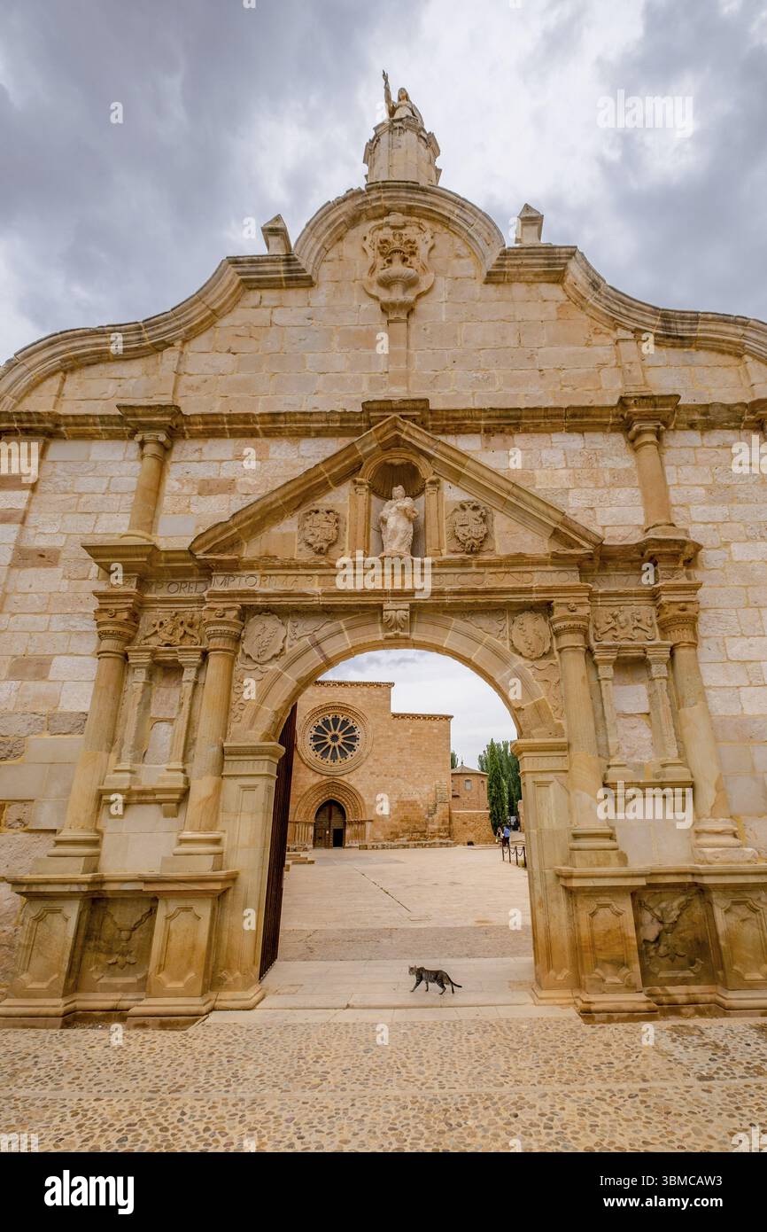 Entrance gate to the enclosure, monastery of Santa Maria la Real de ...