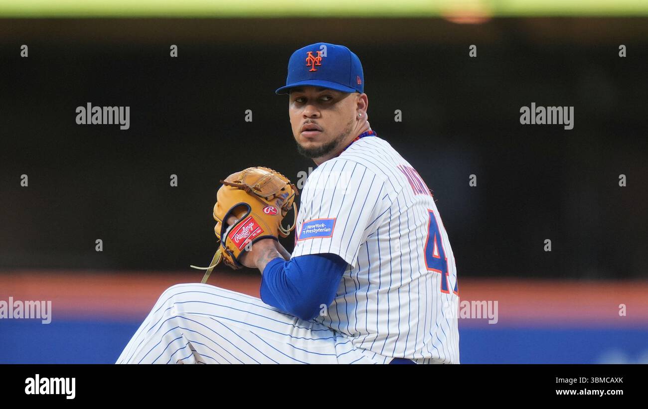 New York Mets Frankie Montas pitches during the second inning of a ...