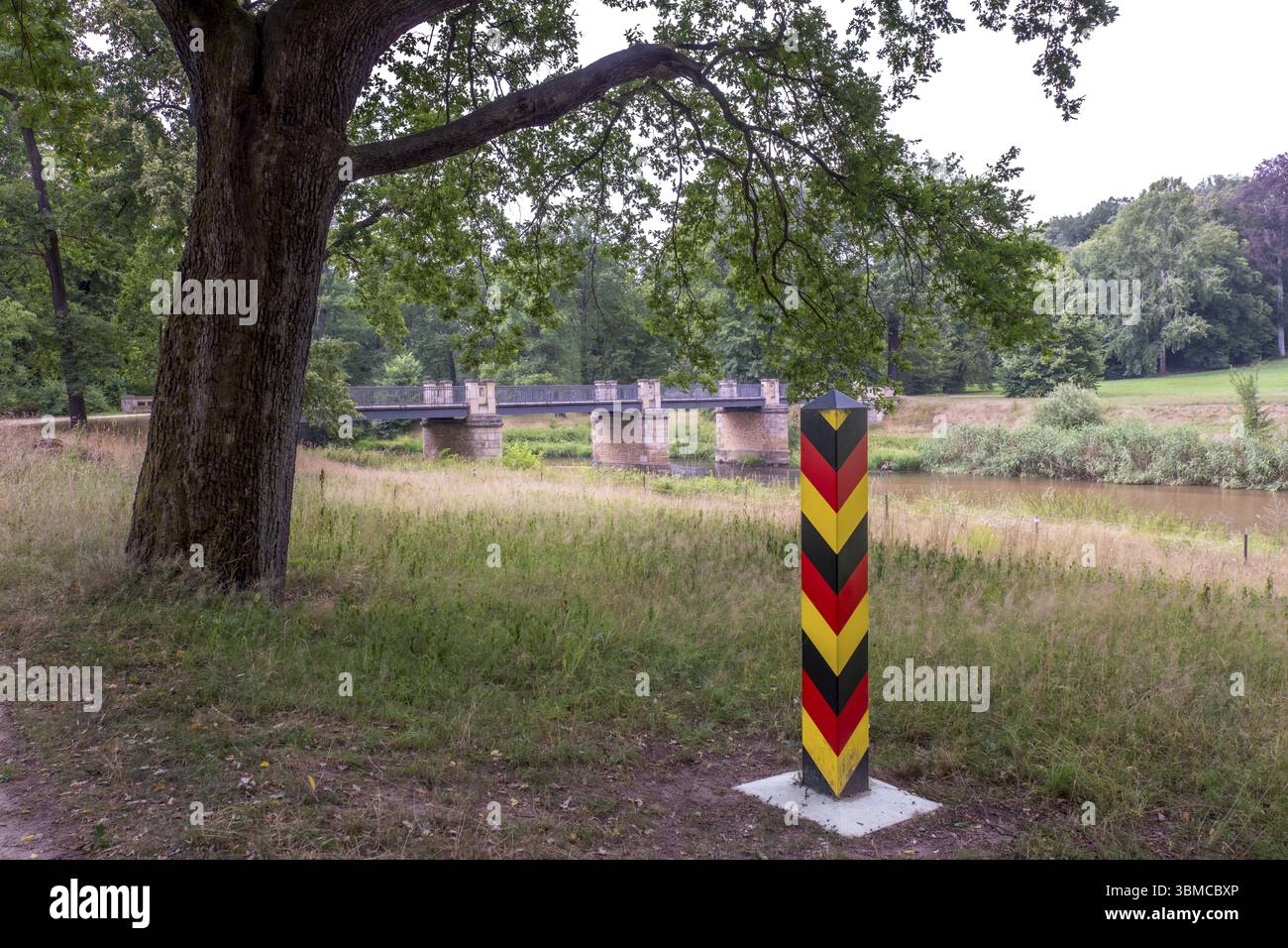 German border post in front of a bridge over the Neisse in Prince ...