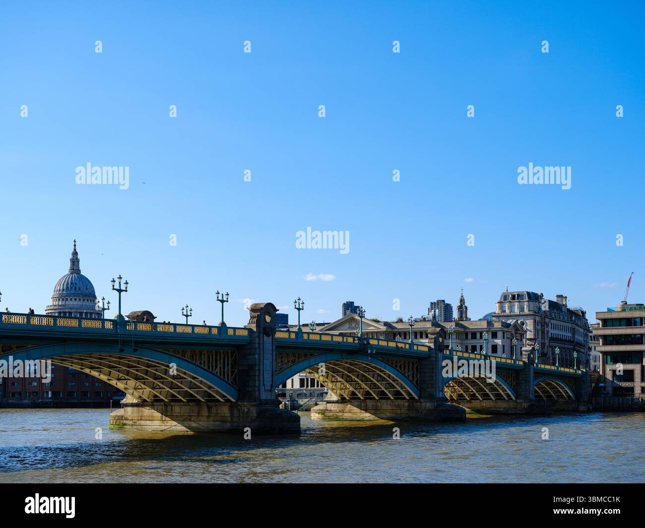 United Kingdom, London, 23 Jun 2025. Southwark Bridge spanning the ...