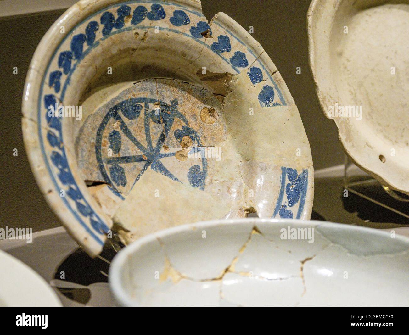Ancient ceramics, Arkeologi Museoa, Aqueologico museum, Bilbao, Bizkaia ...