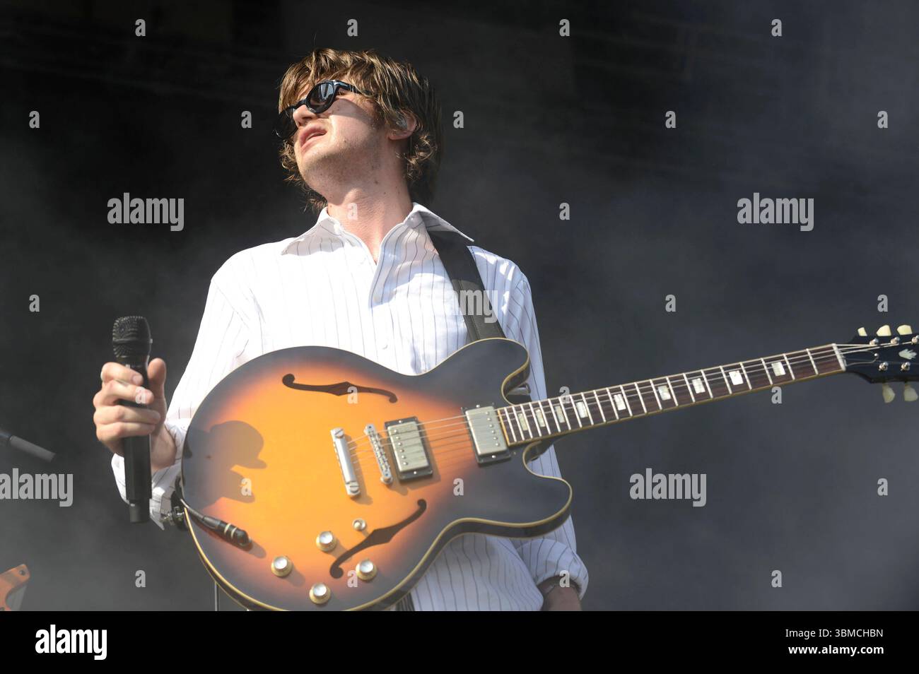 Djo / Joe Keery live auf dem 27. Hurricane Festival 2025 am Eichenring ...