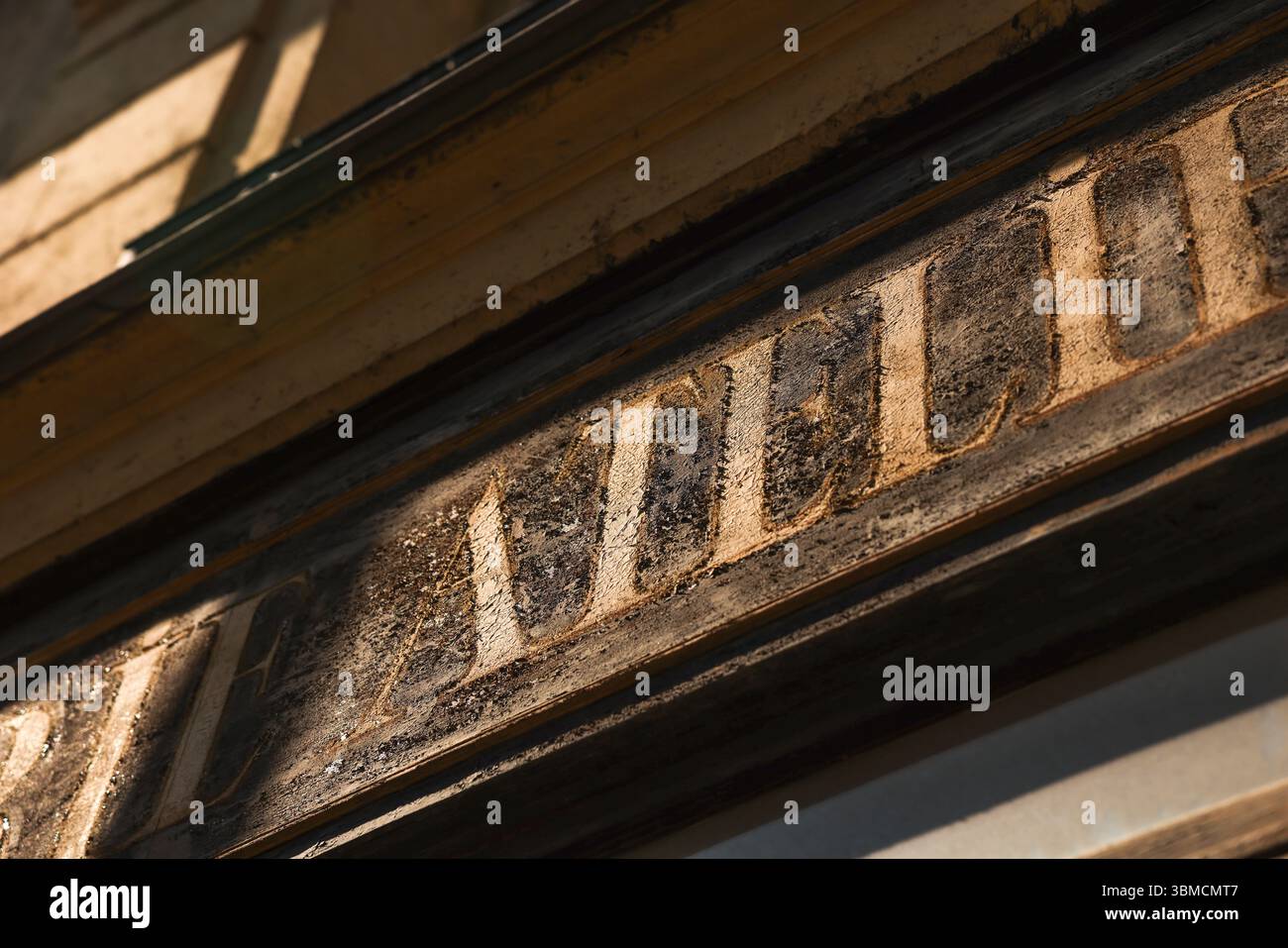 Illuminated sign hints hi-res stock photography and images - Alamy