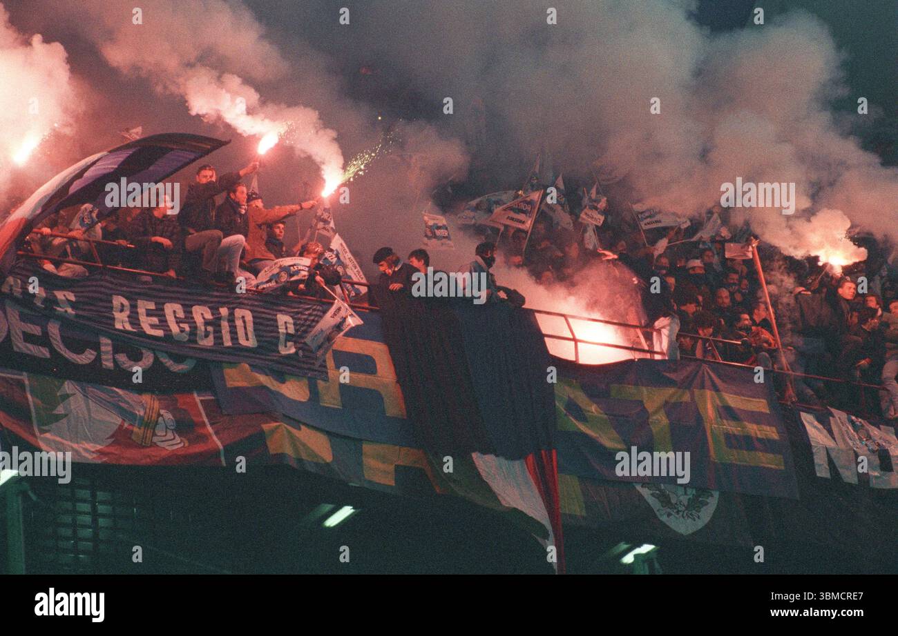 Inter fans and flares hi-res stock photography and images - Alamy