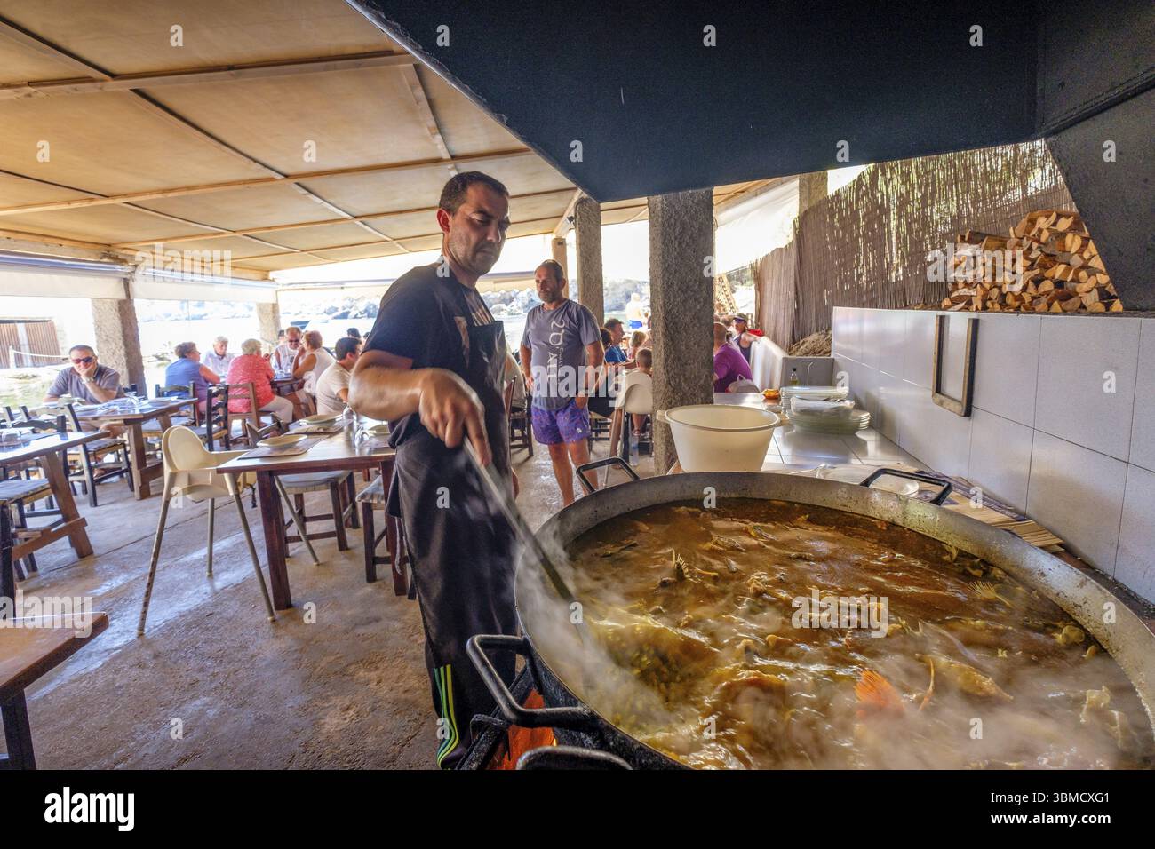 Bullit de peix, cooked on a wood fire, restaurant El Bigotes, Cala ...