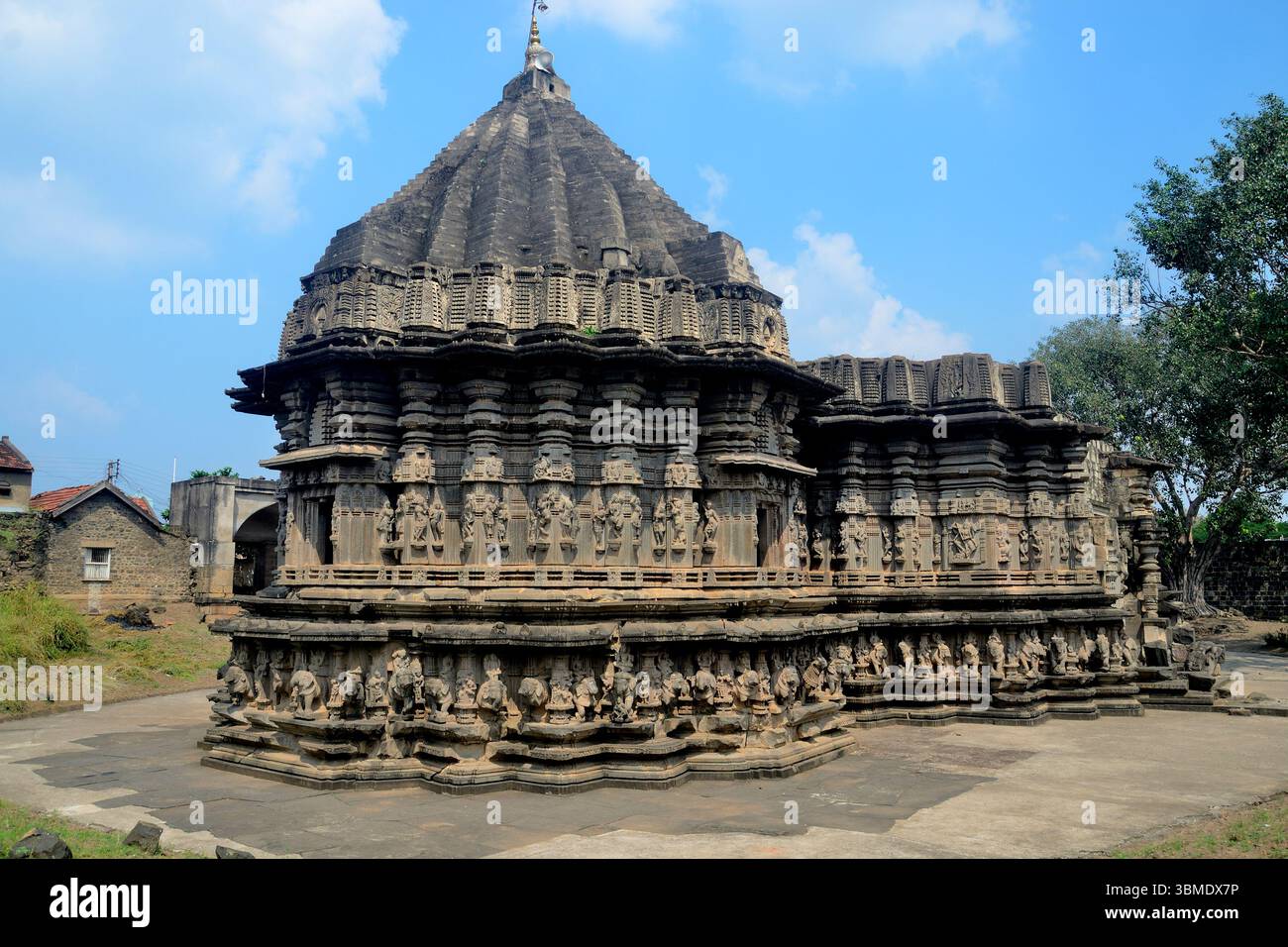 Kopeshwar Temple, is a Hindu temple dedicated to Lord Shiva, located in Khidrapur, Kolhapur ...