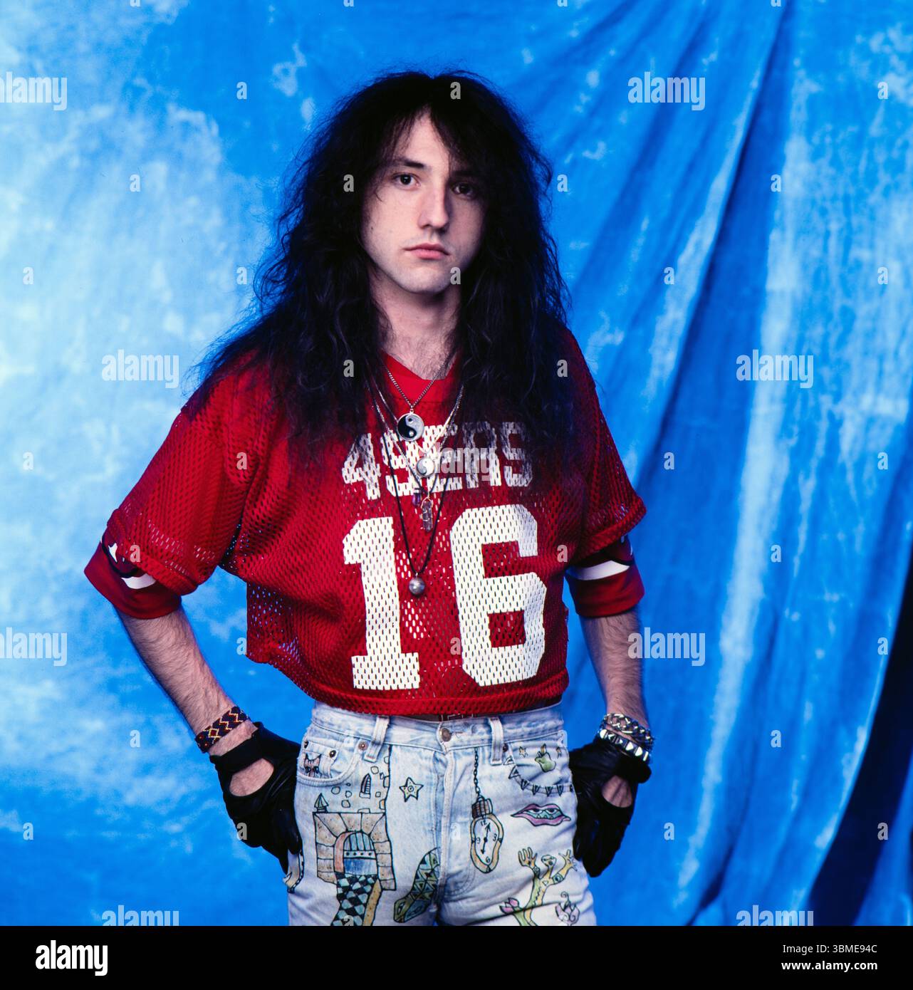 Jason Becker 1997 Credit: Ross Pelton/MediaPunch Stock Photo - Alamy