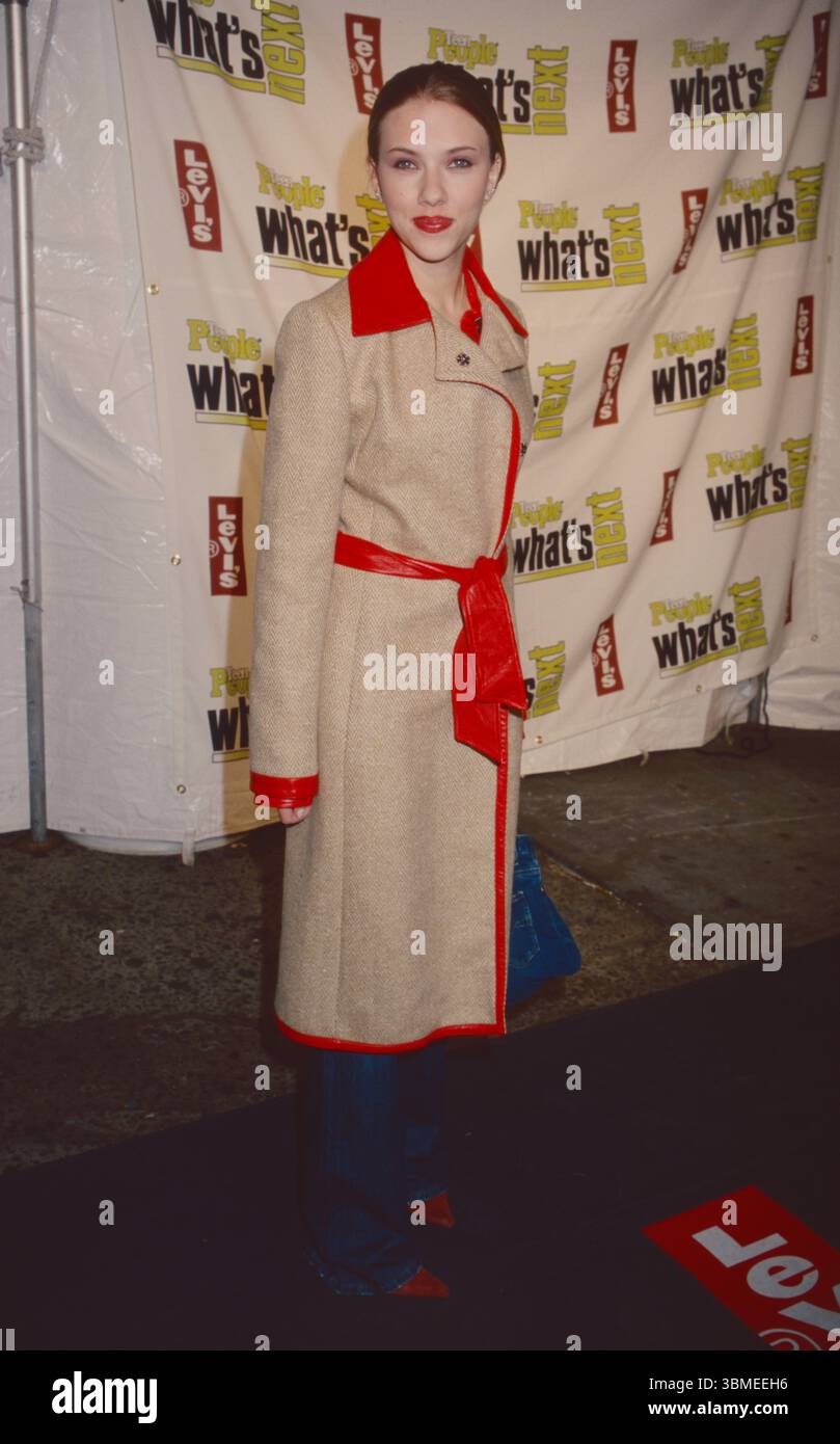 Scarlett Johansson attends the Teen People's 3rd Annual What's Next ...