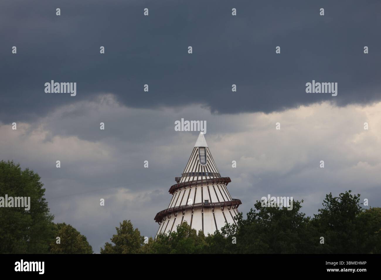 Magdeburg, Germany. 26th June, 2025. A storm cell moves over Magdeburg ...