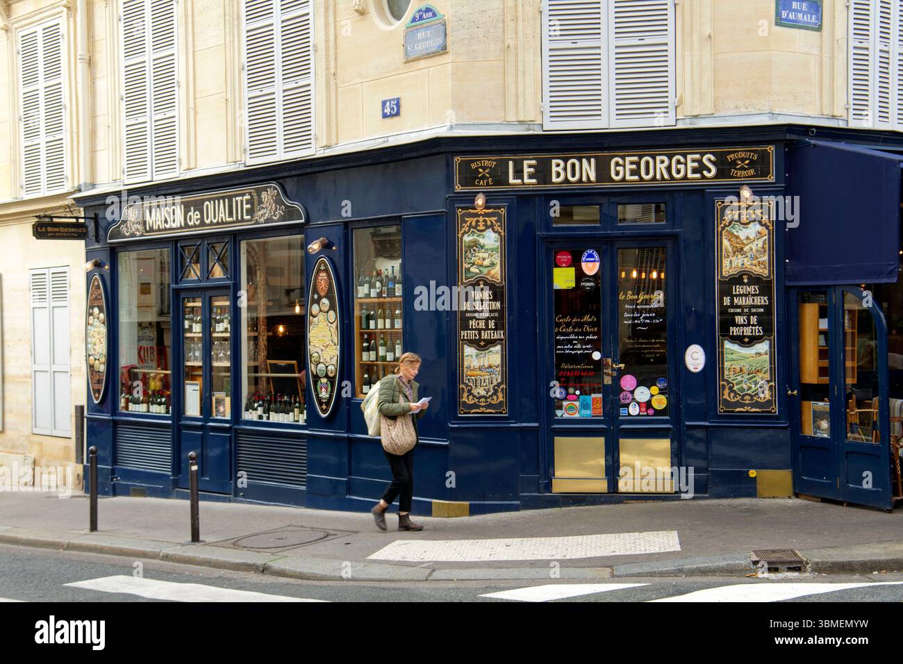 France, Paris, rue Saint-Georges, Le Bon Georges restaurant Stock Photo ...