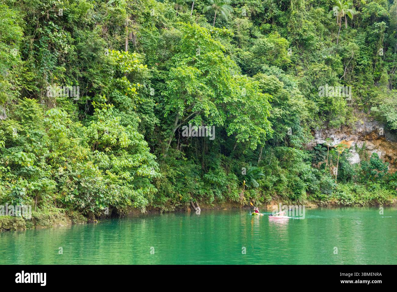 Philippines archipelago cruise hi-res stock photography and images - Alamy