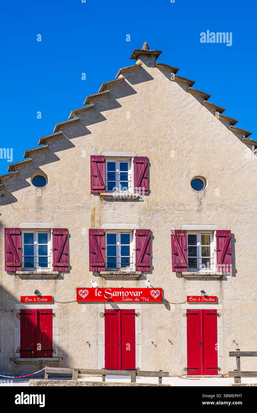 France, Isere, Vercors Regional Natural Park, Autrans village ...