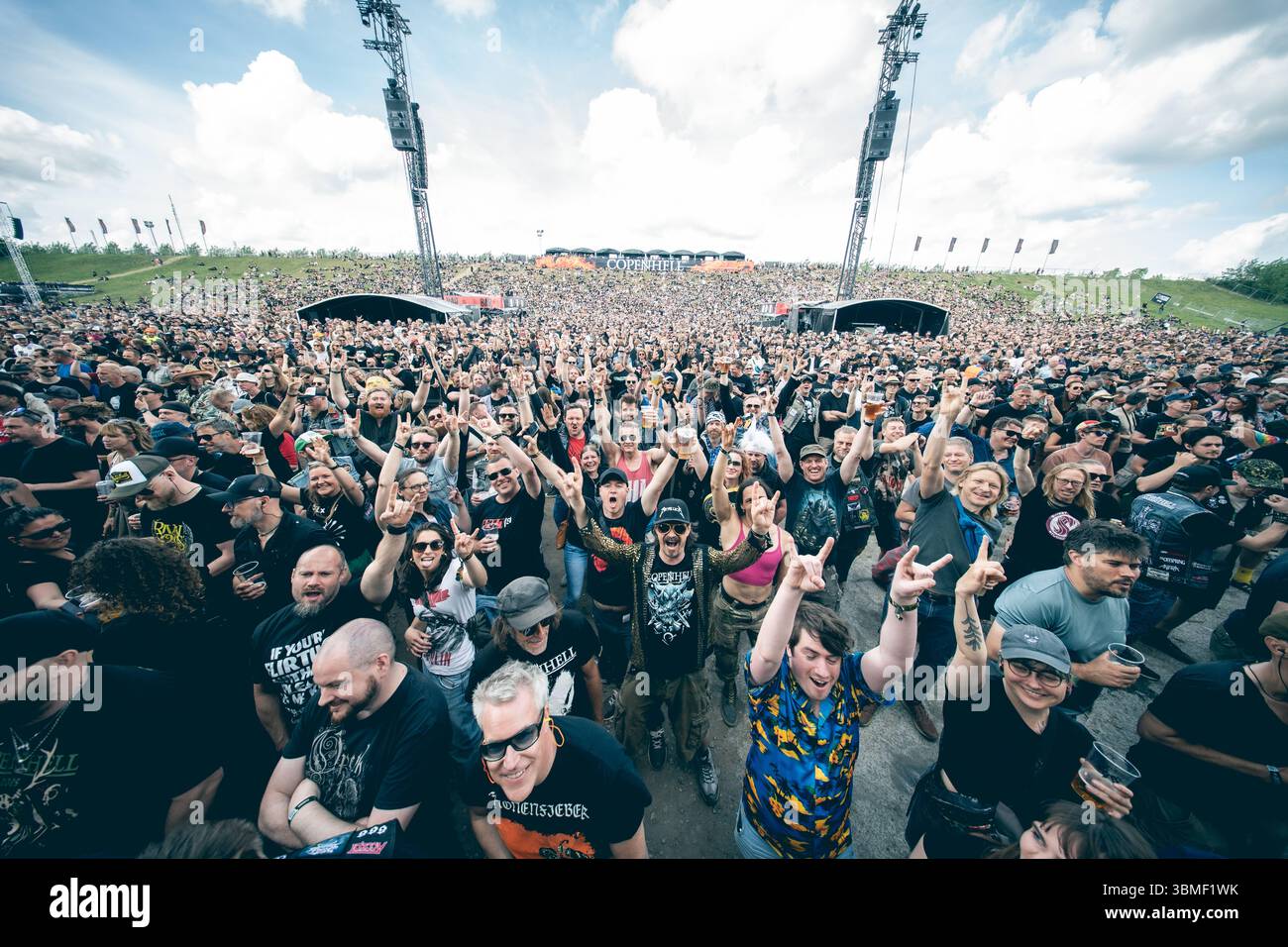 Copenhagen, Denmark. 18th, June 2025. Festival goers seen at a live ...