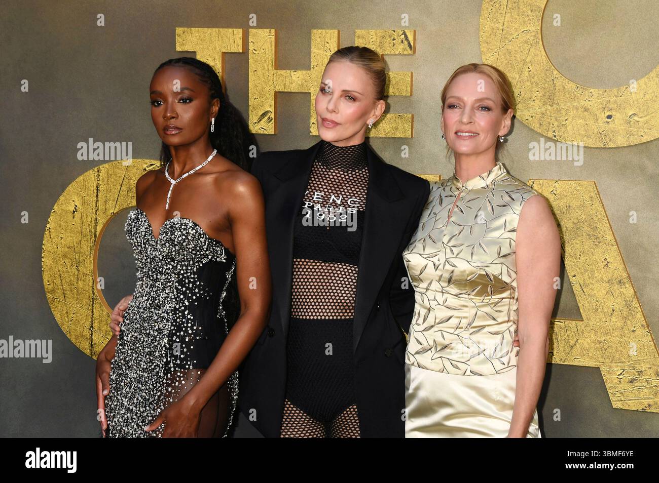KiKi Layne, Charlize Theron und Uma Thurman bei der Premiere des Netflix-Films 'The Old Guard 2 ...