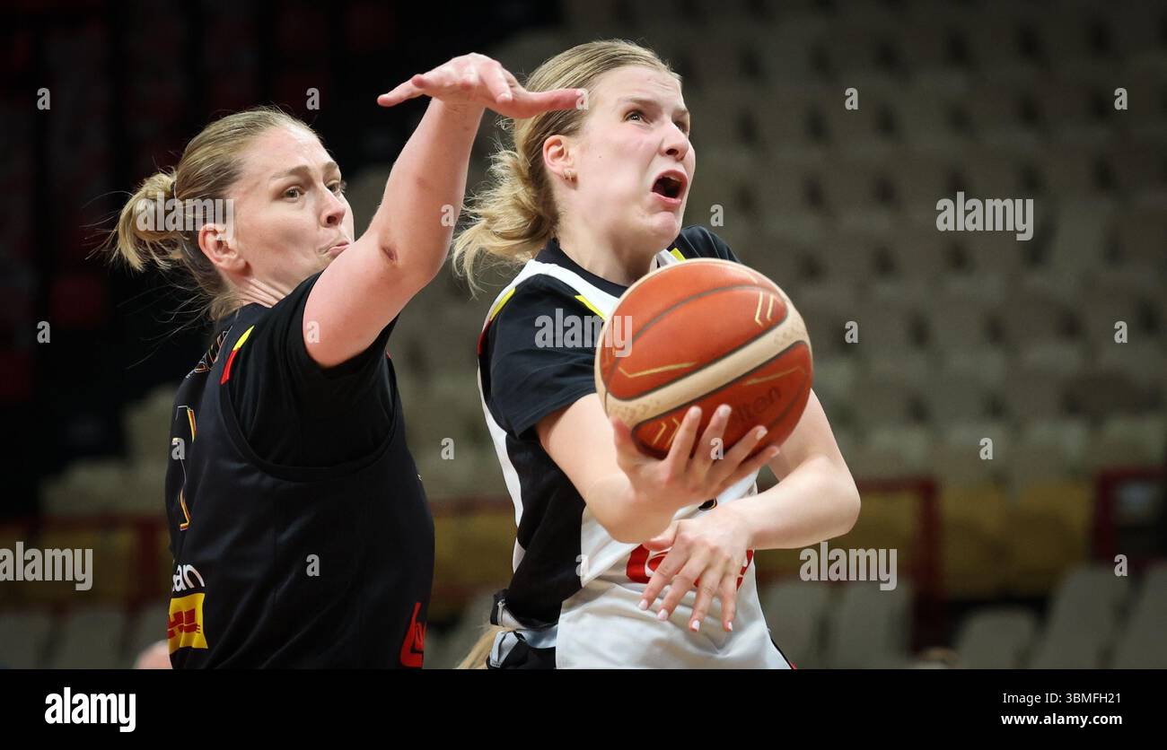 Piraeus, Greece. 26th June, 2025. Belgium's Emma Meesseman and Belgium ...