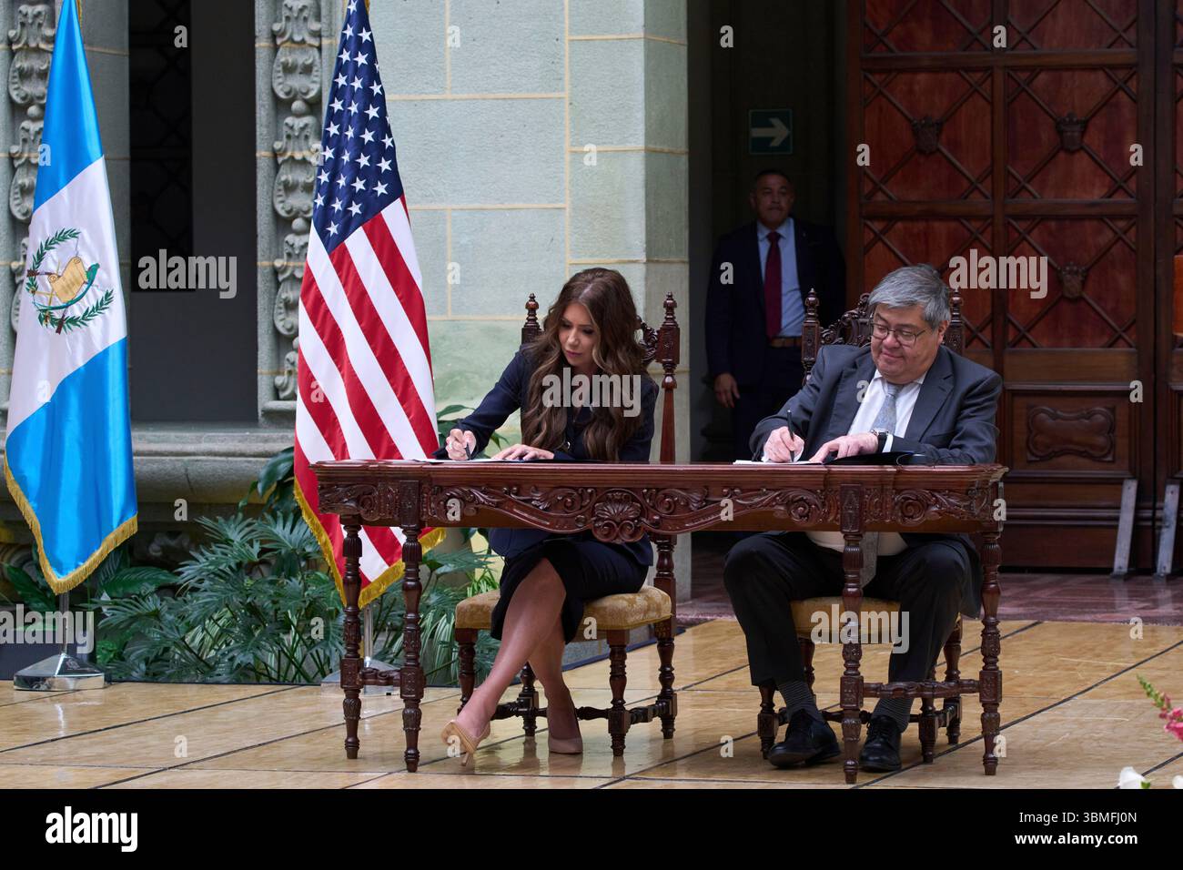 U.S. Homeland Security Secretary Kristi Noem, left, and Guatemalan ...
