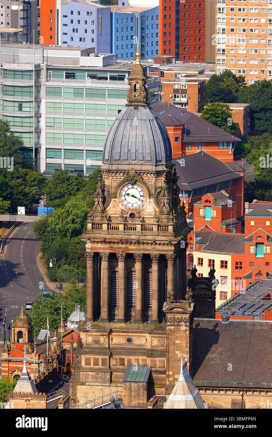 Leeds clock towers hi-res stock photography and images - Alamy