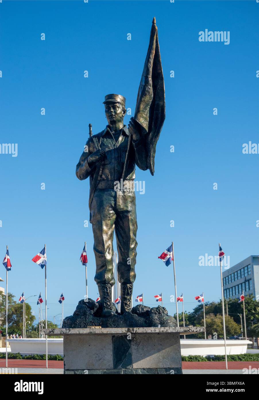 Enrique Jimenez Moya statue in Parque Centro de los heroes in Santo ...