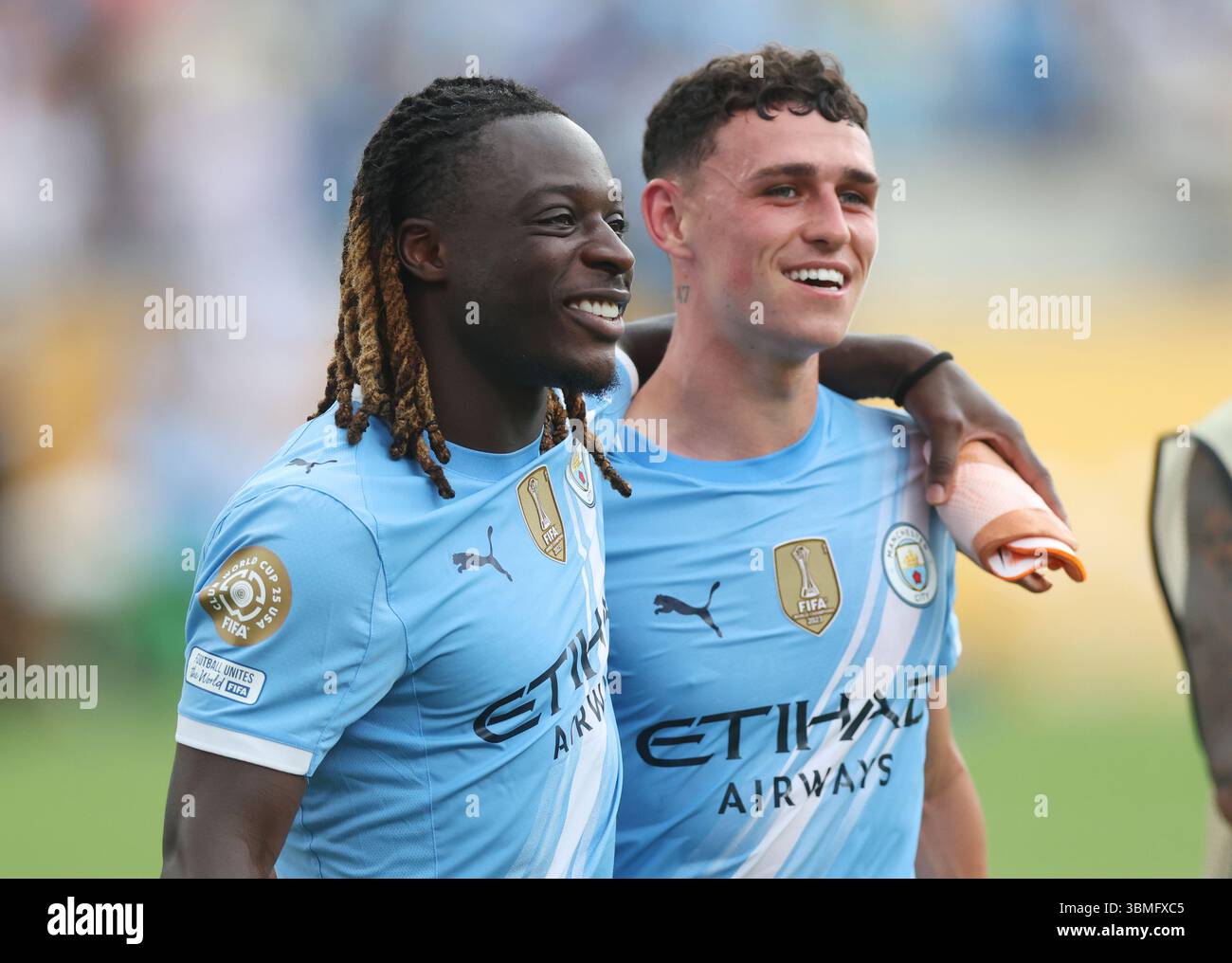 Orlando, USA. 26th June, 2025. Jeremy Doku of Manchester City and Phil ...