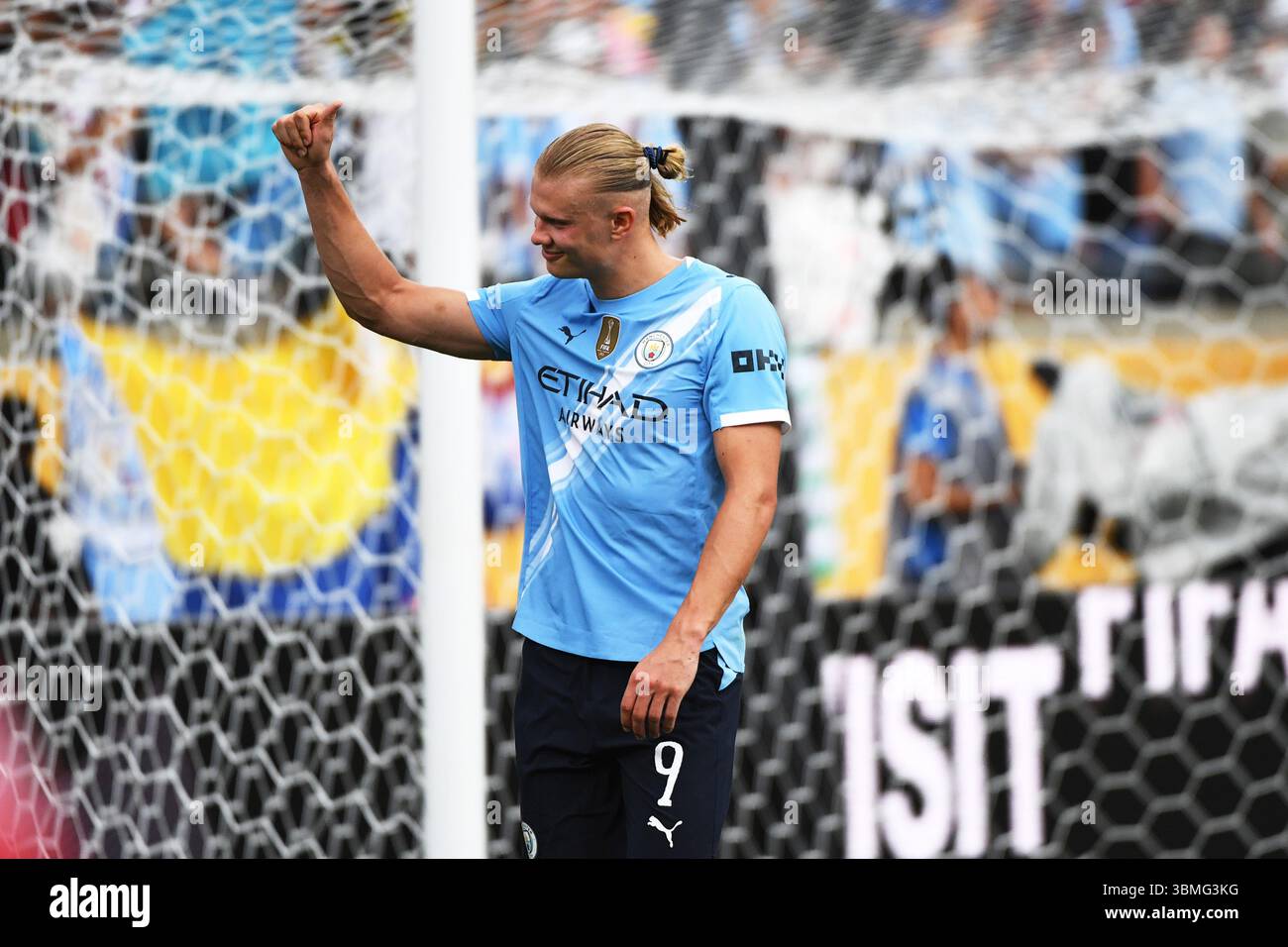 Manchester City Forward Erling Haaland (9) gives a thumbs up to the ...
