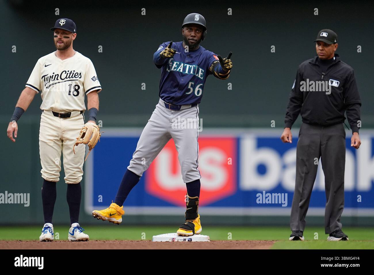 Seattle Mariners' Randy Arozarena (56) gestures after hitting a double ...