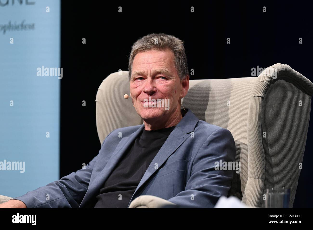 Raumfahrt Ingenieur Hans Königsmann war von 2011 bis 2021 Vizepräsident ...