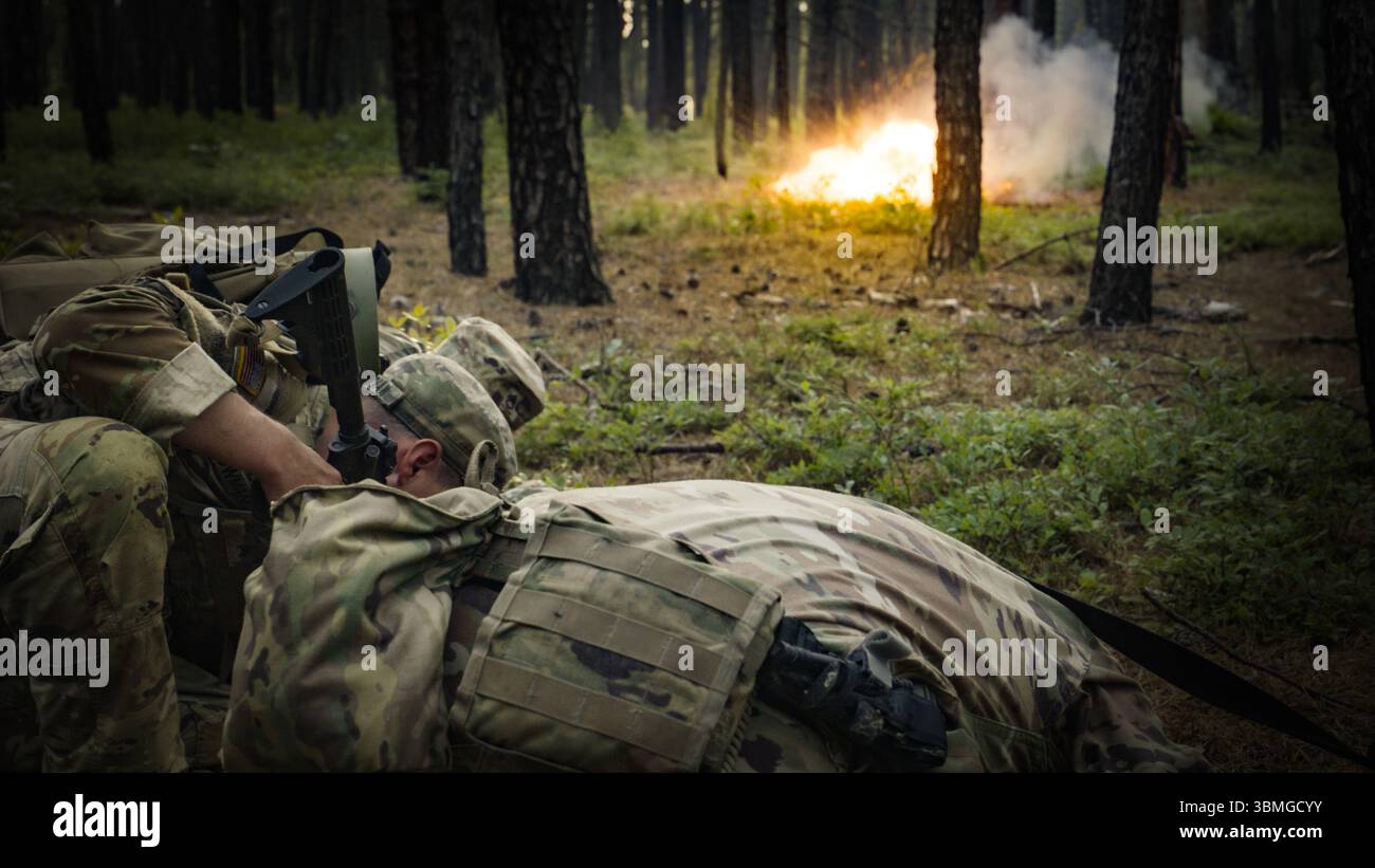 Simulated indirect fire hi-res stock photography and images - Alamy