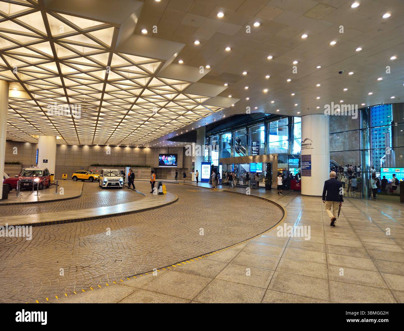Hong Kong Convention and Exhibition Centre Grand Entrance Driveway ...