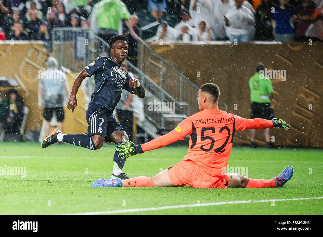Vini Jr. Real Madrid during the Club World Cup Group H match against ...