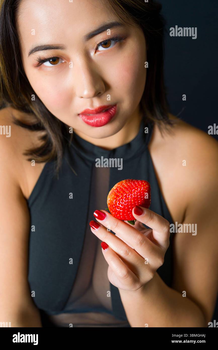 Professional portrait woman in hi-res stock photography and images - Alamy