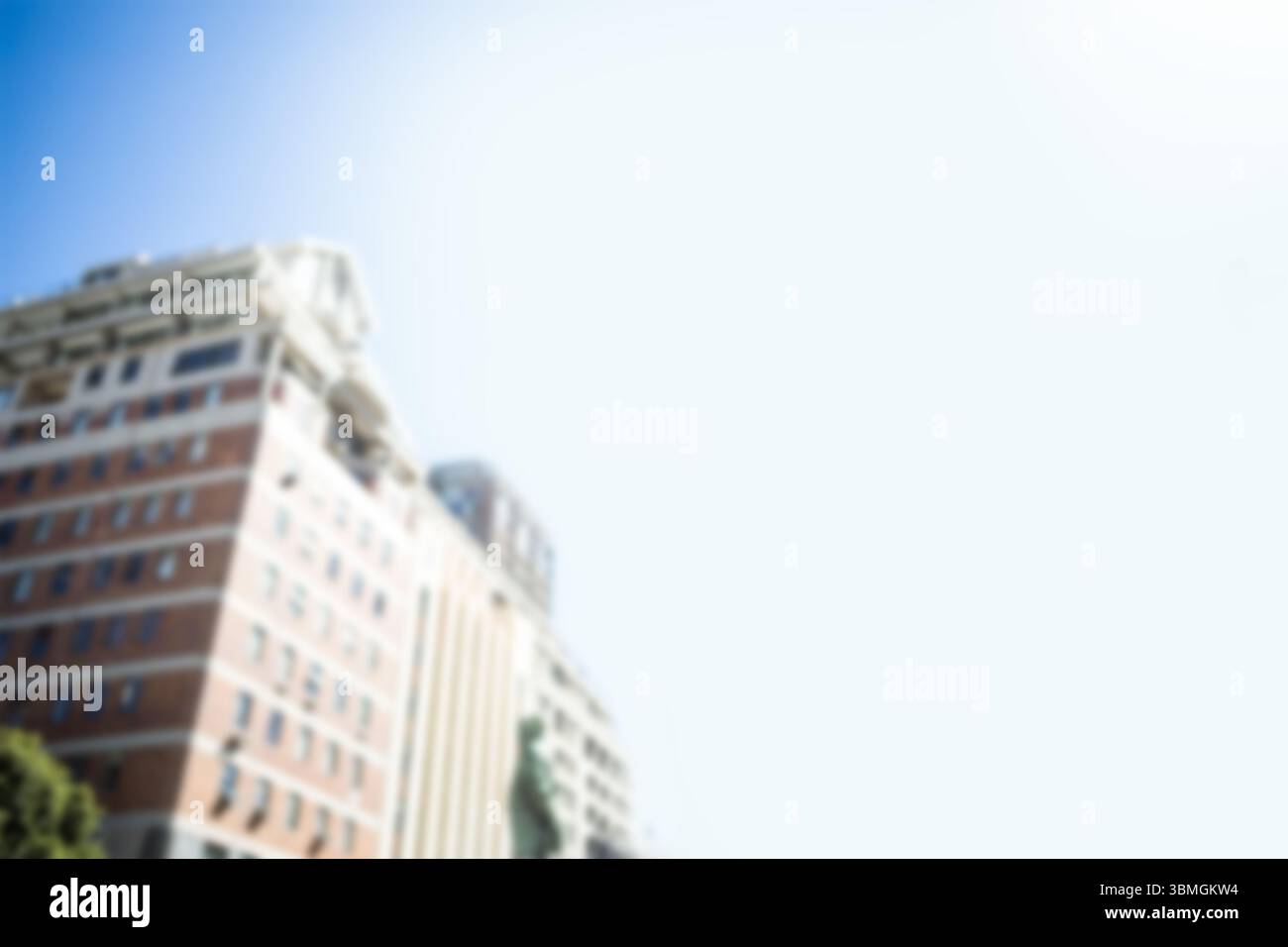 Skyscraper urban tower sky hi-res stock photography and images - Alamy