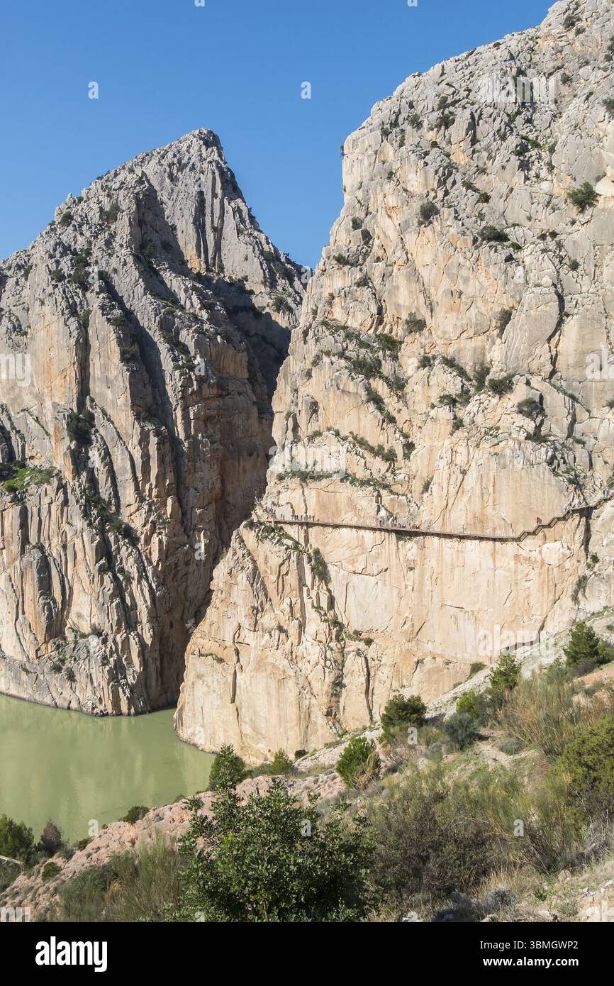 'El Caminito del Rey' (King's Little Path), World's Most Dangerous Footpath reopened in May 2015 ...