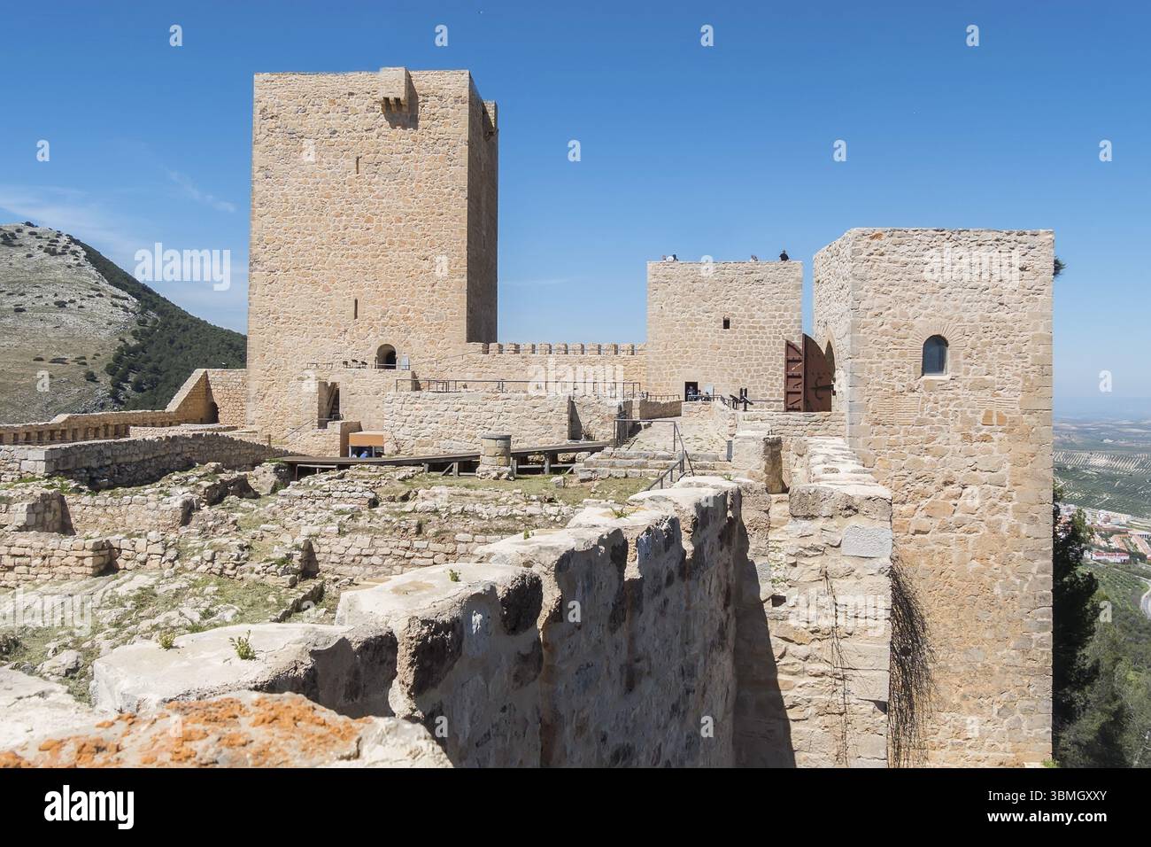 Castle interior hi-res stock photography and images - Alamy