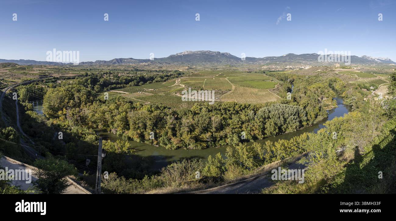 Ebro river passing through hi-res stock photography and images - Alamy