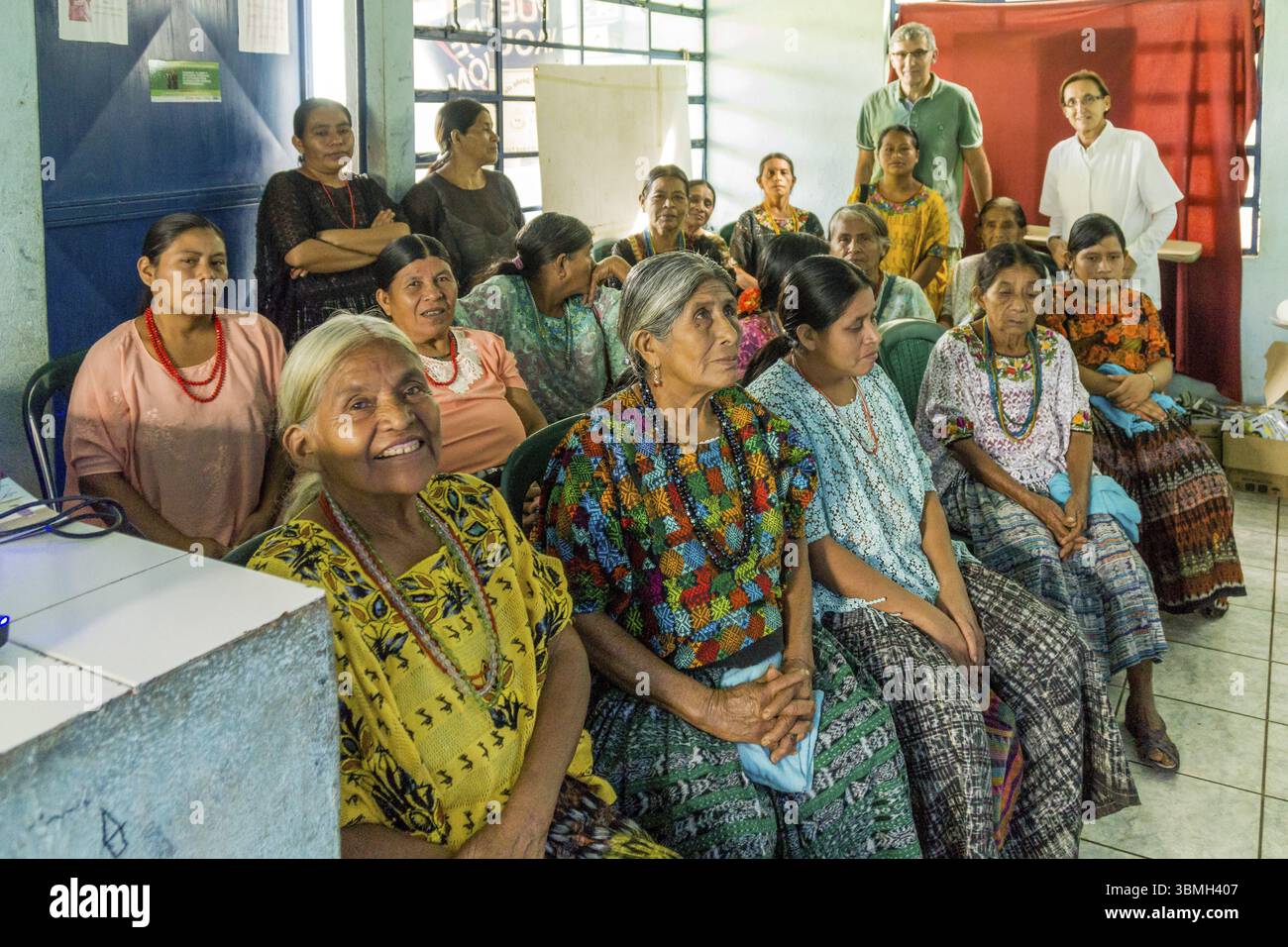 Training of indigenous midwives, health center, Lancetillo (La ...