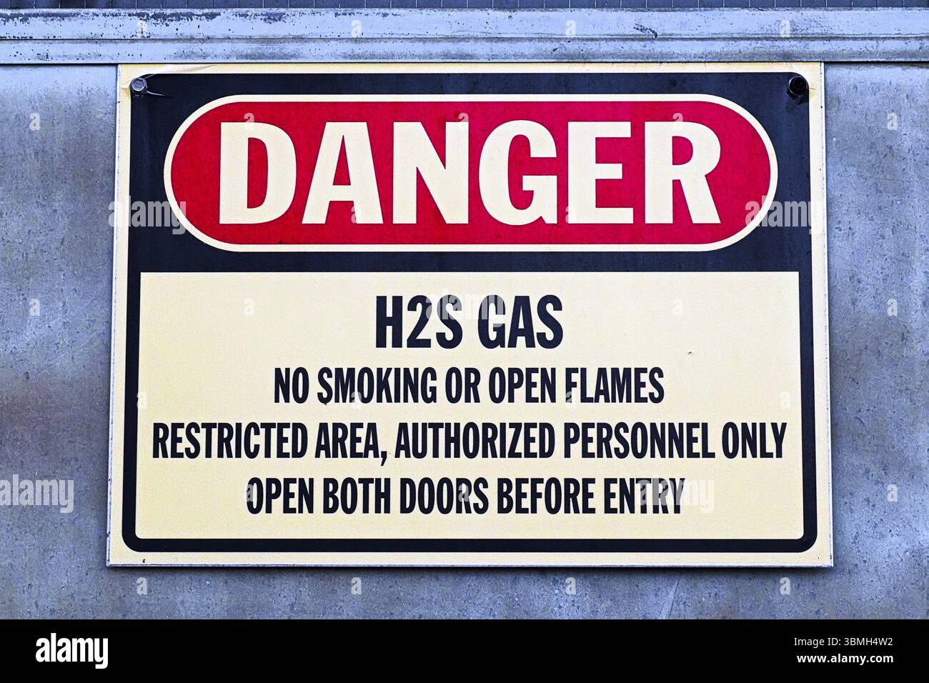 Danger h2s gas hi-res stock photography and images - Alamy