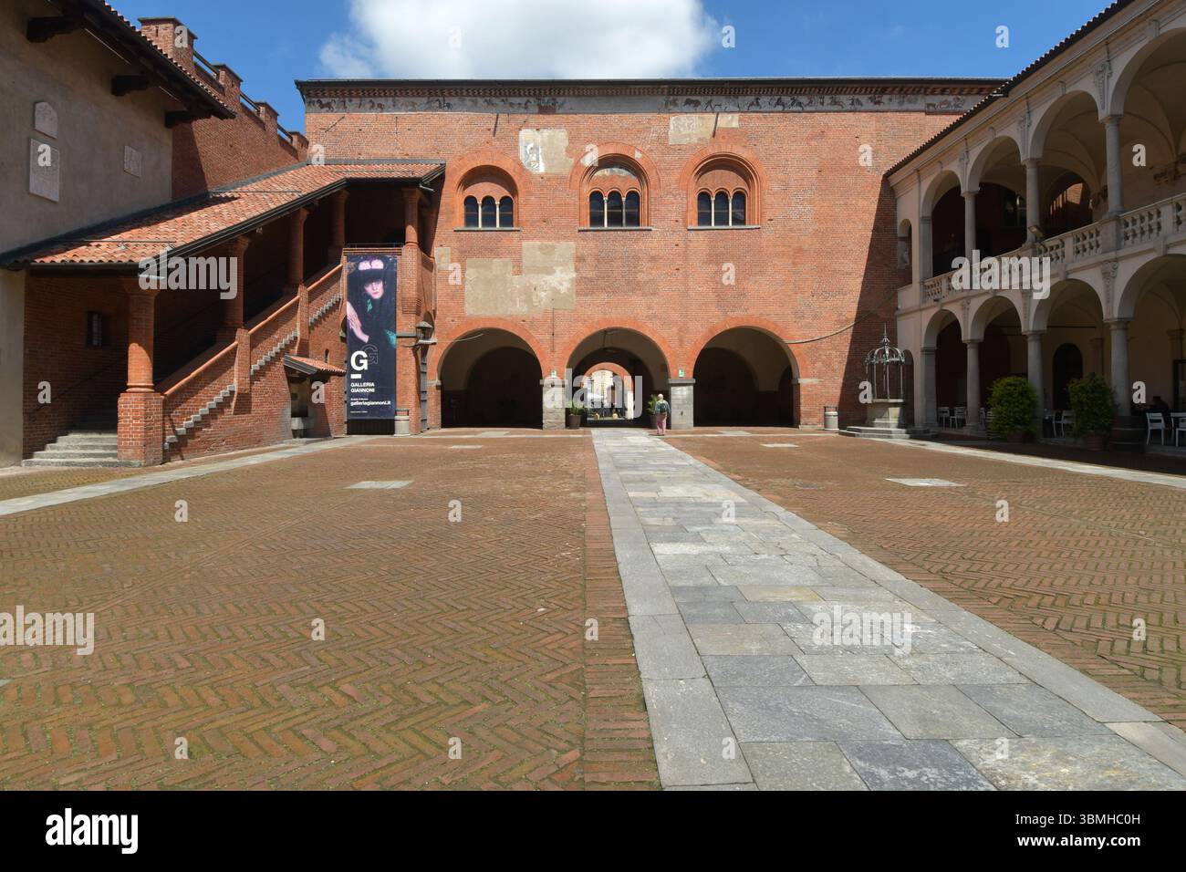 Novara is a beautiful city in Piedmont but close to Lombardy. Its symbol is the high dome of San ...