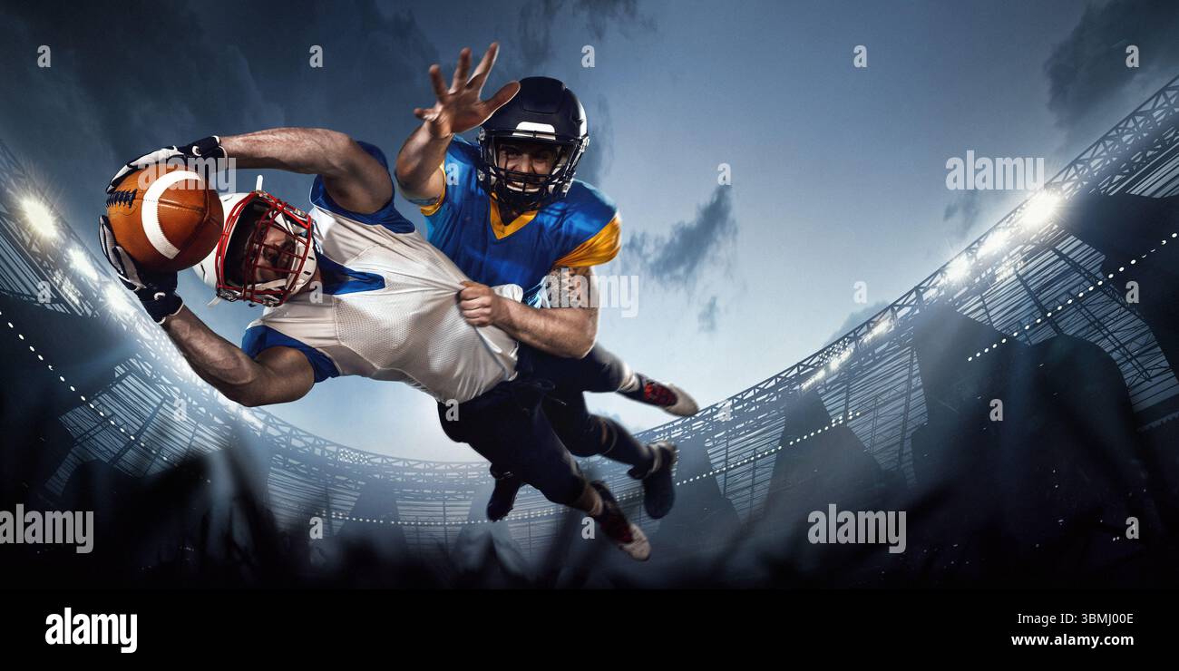 Action mid air football clash hi-res stock photography and images - Alamy